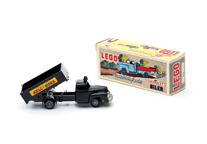 Evolution of the LEGO logo | Logo Design Love